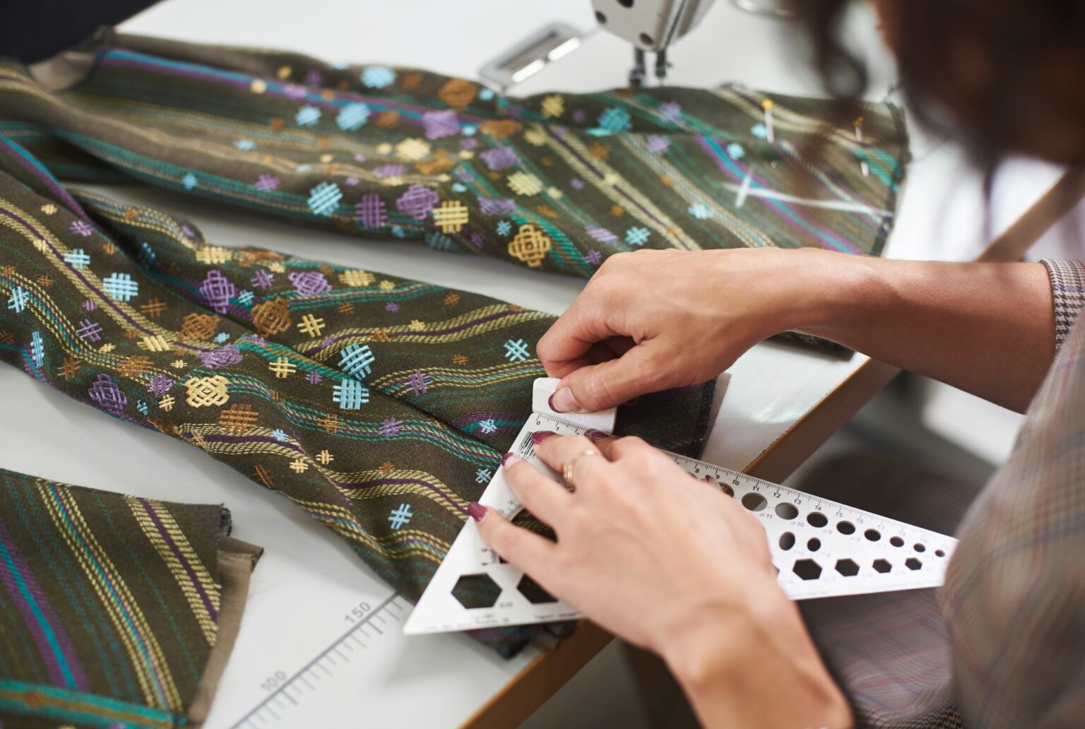 Silk, the luxury material that defines high-end fashion